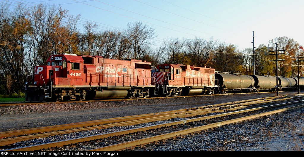 CP GP38-2 4406